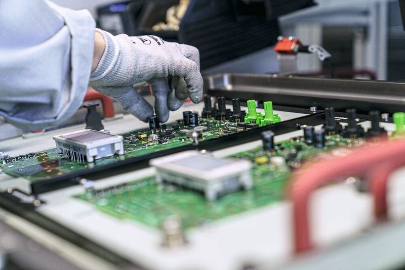 Sowohl Standard- als auch kundenindividuelle Produkte schnell und ...