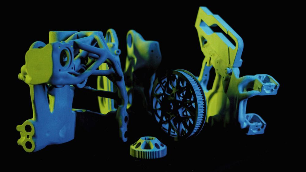 KI-gesteuerter Bot entsteht mit additiv first Strategie || Bild 1 / 3