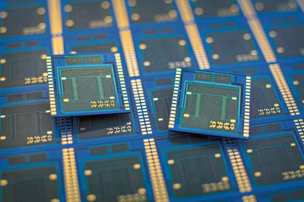 Das zweite Konsortium zum Panel Level Packaging startet