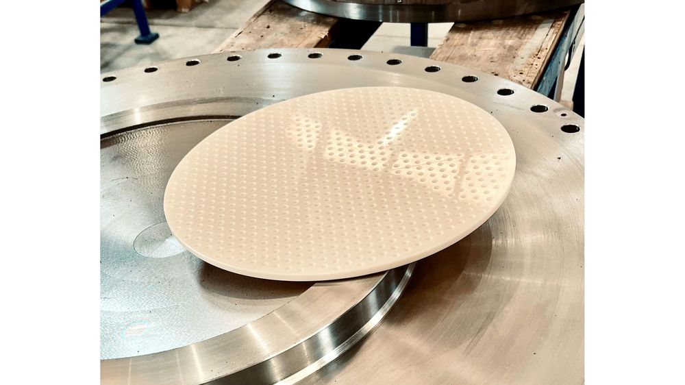 Brückenlager: Gleitwerkstoff überträgt hohe statische Lasten