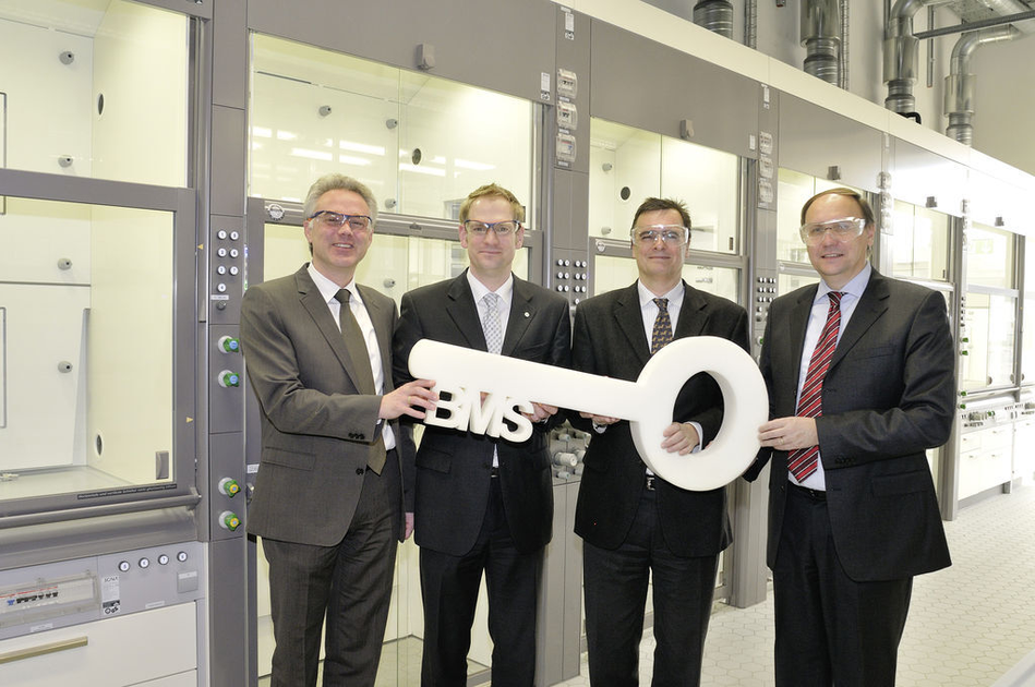 Bayer MaterialScience Commissions New Hydrogenation Technical Center