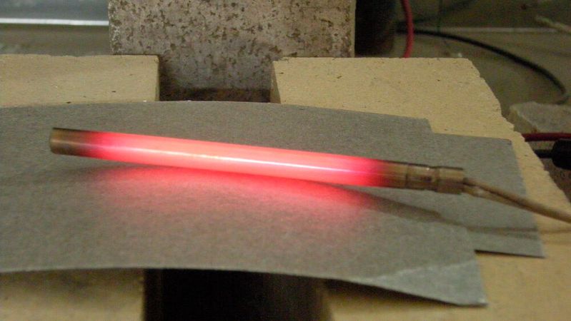 Understanding electrical resistance vs. internal resistance in power ...