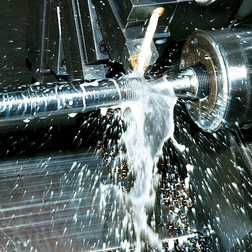 Skin-friendly lubricant for machining