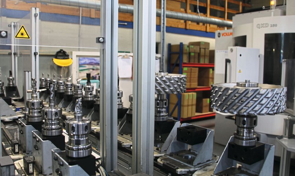 Tool manufacturing at Systco-Unilap: Automation with Vollmer machines