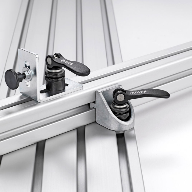 Schnellspannsysteme mit Montage- und Schweißtisch