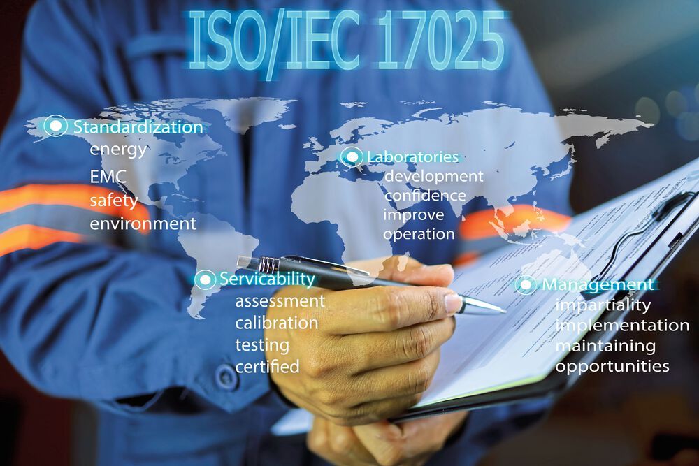 Digitale Kalibrierzertifikate und Hoheitszeichen von DAkkS und PTB