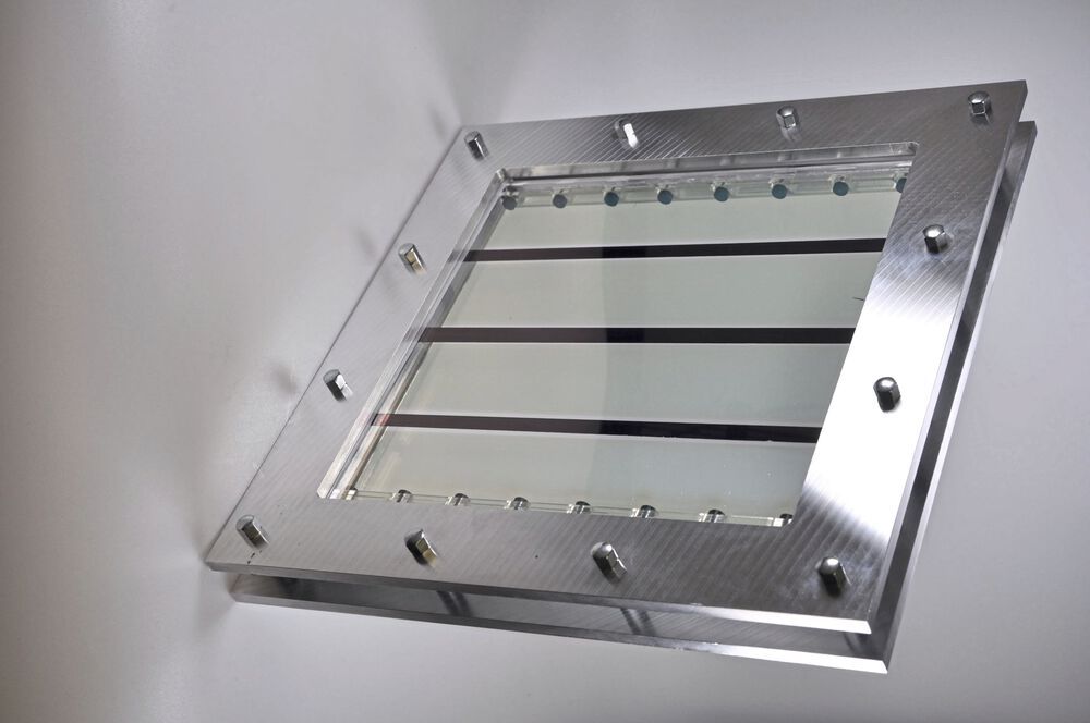 Green hydrogen from small power plant