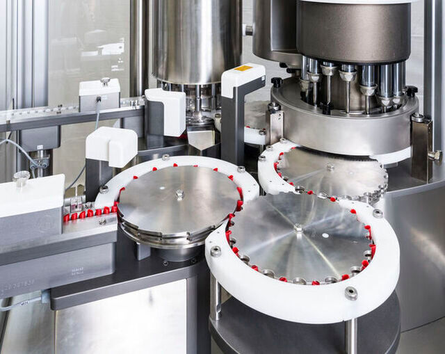 The Perfect Solution to Fill Double Chamber Sealing Caps in Biphasic Vials