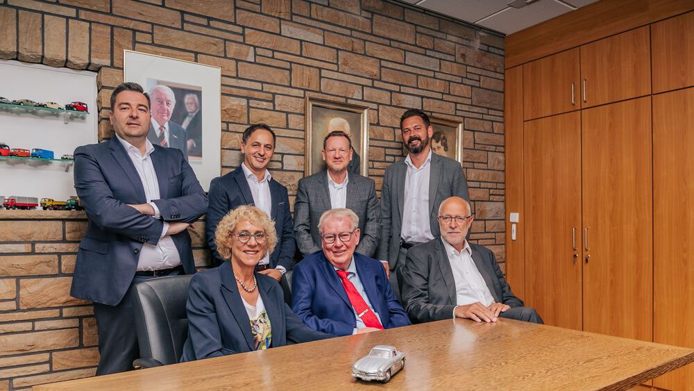 Jürgens-Gruppe übernimmt Fahrzeugbau Schmidt