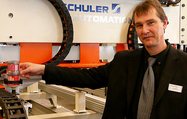 Schuler Automation mit neuer Handhabung für den schnellen Teiletransfer ...