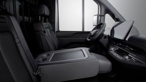 BYD zeigt neuen E-Transporter für Europa || Bild 3 / 4