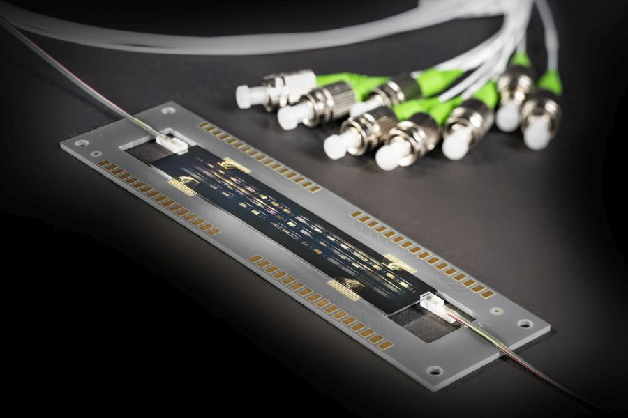 Thüringer Konsortium entwickelt QKD-Chip für Netzwerkmodule