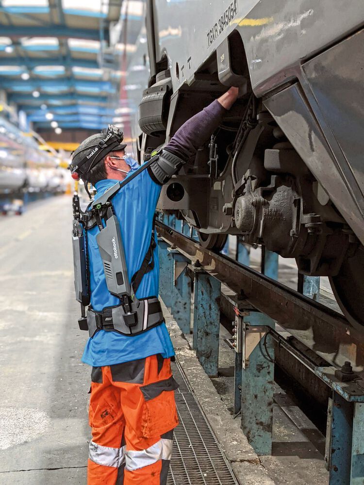 Superkräfte dank Exoskeletten || Bild 1 / 18