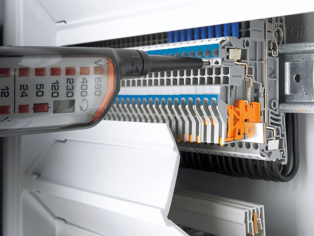 Installationsklemmen in der Unterverteilung || Bild 3 / 5