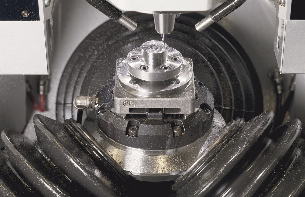 Commande CNC sur base PC: précision et dynamique