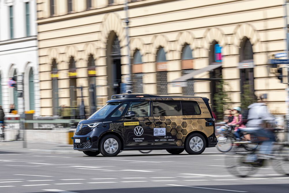 Moia ID Buzz AD: Fährt wie ein menschlicher Fahrer