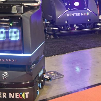 Kawasaki and OLis Robotics offers remote monitoring