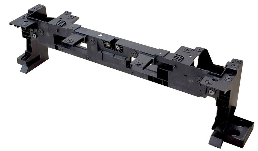 Front end carrier made of high-modulus and high-flow PA6 base material