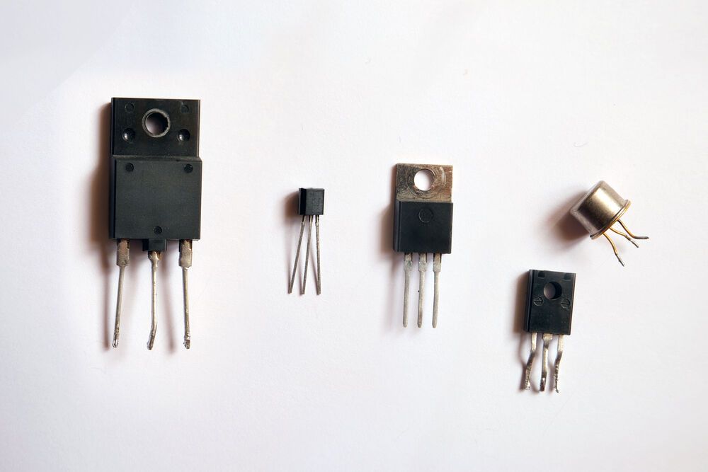 The MOSFET Amplifier explained