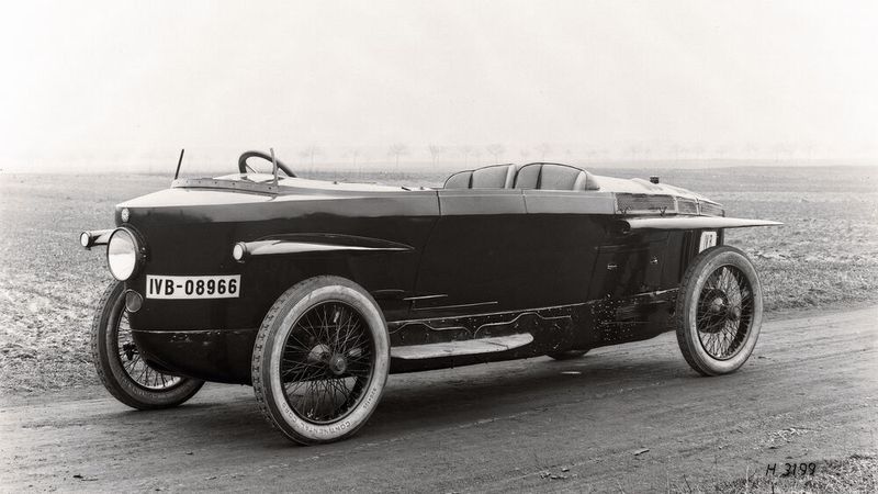 100 Jahre Mittelmotor-Rennwagen || Bild 2 / 8