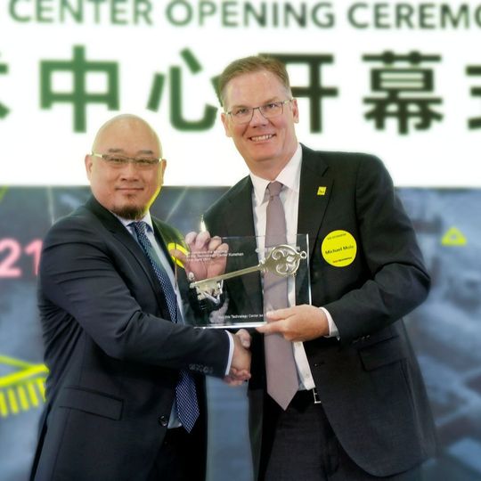 SSI Schäfer eröffnet Technologiezentrum in China