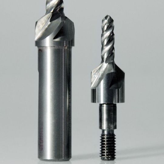 Kombinierter Bohr-Senker führt zu 28% Kostensenkung bei der CFK-Bearbeitung