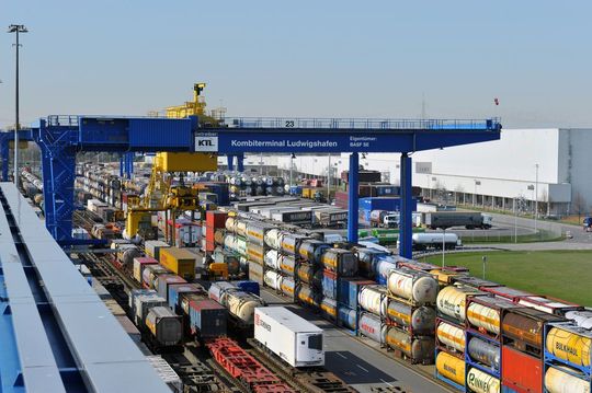 Kombiverkehrsterminal in Ludwigshafen wird ausgebaut