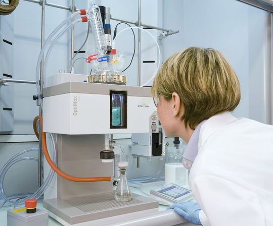 Neue Synthesestation für Reaktionen bis zu einem Liter