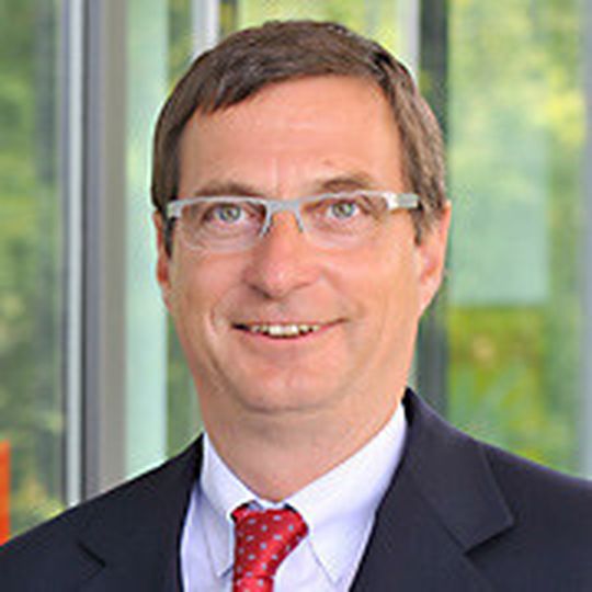 Bosch strukturiert Kraftfahrzeugtechnik um