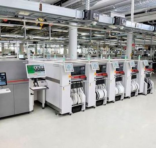 Step-by-step to the smart SMT factory