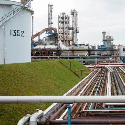 Equinor Sells Refining Business to Klesch Group