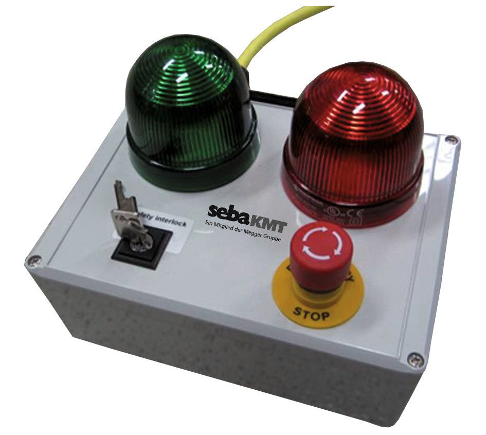 VDE 0104 schreibt externen Not-Aus-Schalter und Signalisierung vor