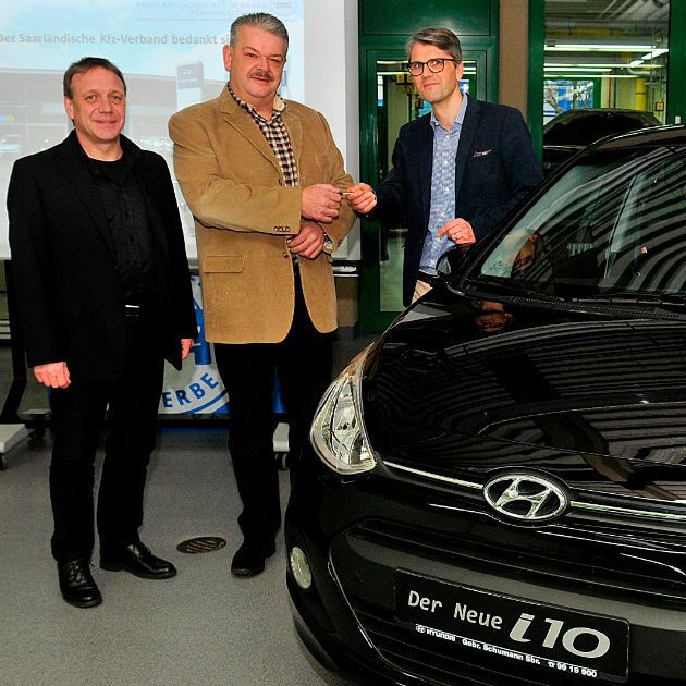 Autohaus Schumann spendet Hyundai i10