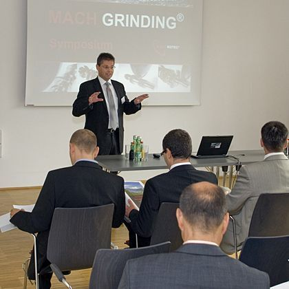 Mach Rotec zieht positive Bilanz seines „Grinding-Symposiums“