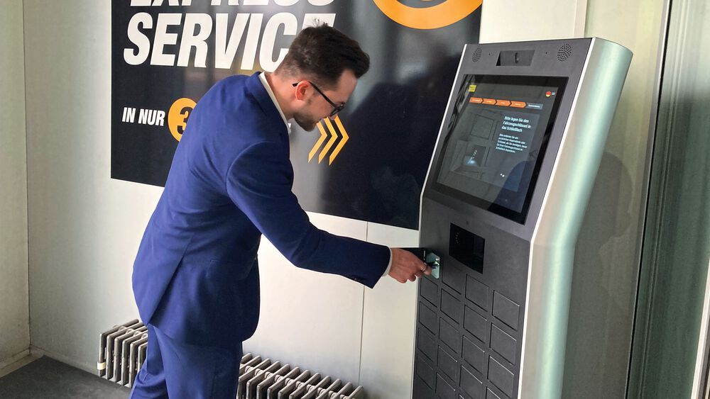 Kontaktlose Service-Annahme per Schlüssel-Terminal